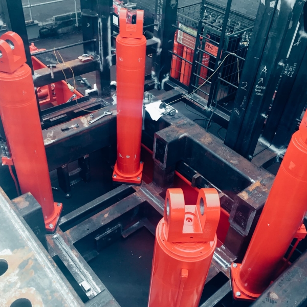 Apex Hydraulics Halves Time Taken to Lift Deep Sea Risers Using ...